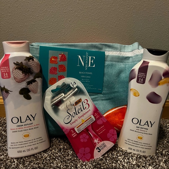 OLAY | Bath & Body | Olay White And Pink Body Wash Refreshing Clean ...